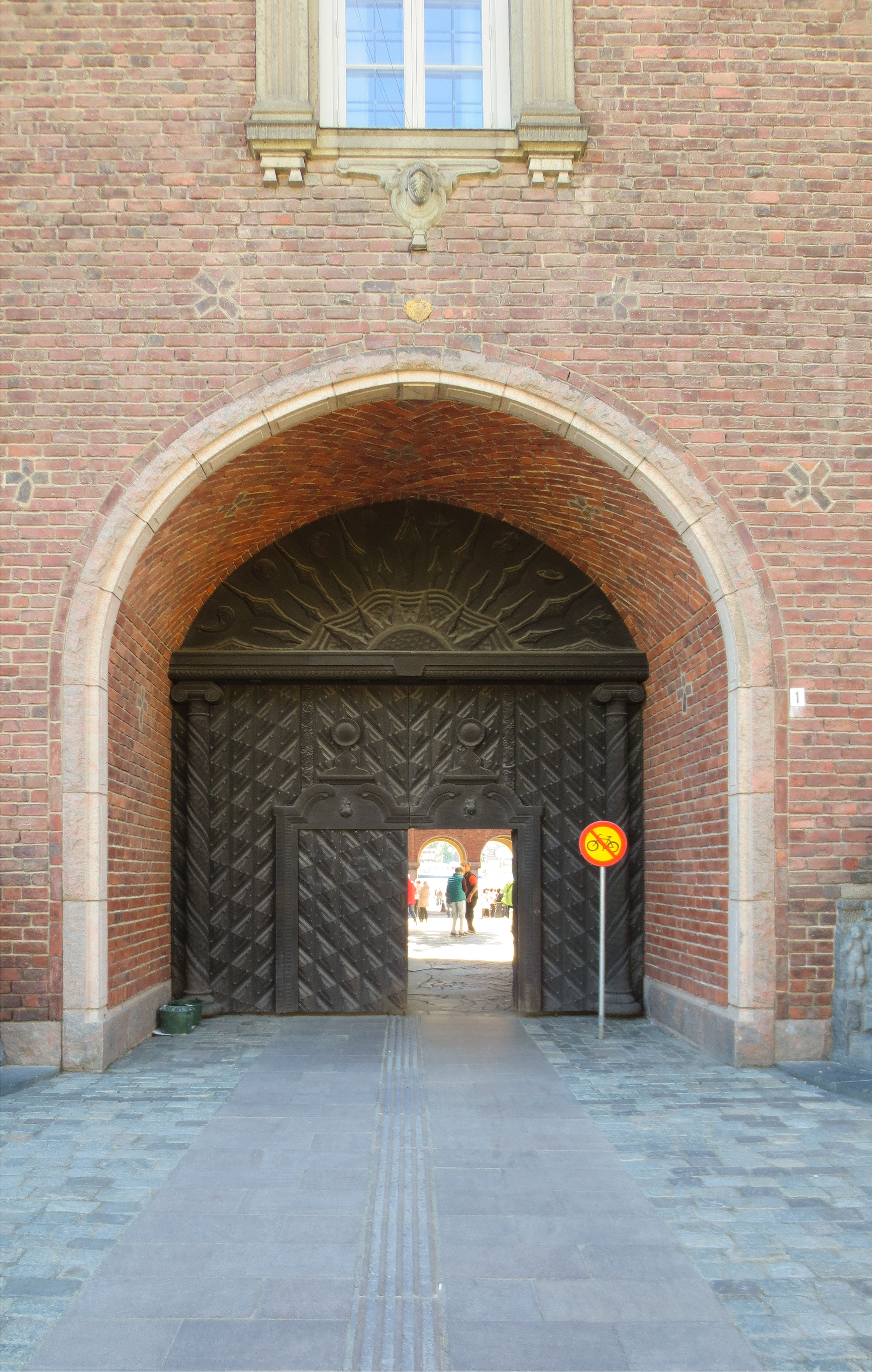 Stockholm City Hall - Ragnar Östberg - WikiArquitectura_011 ...